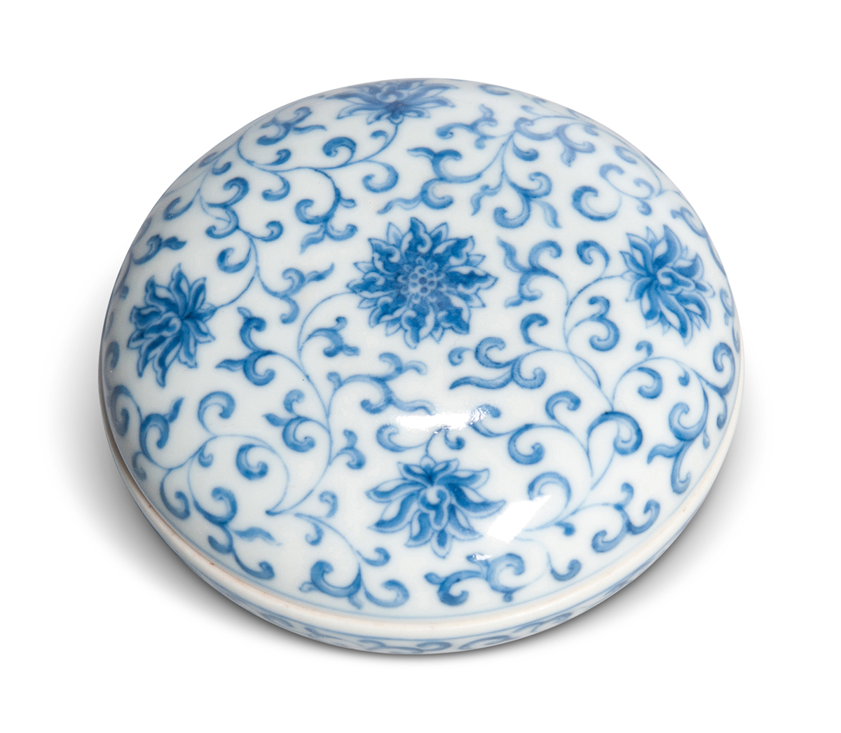 The Allure of Chinese Blue and White Porcelain | Skinner Inc.